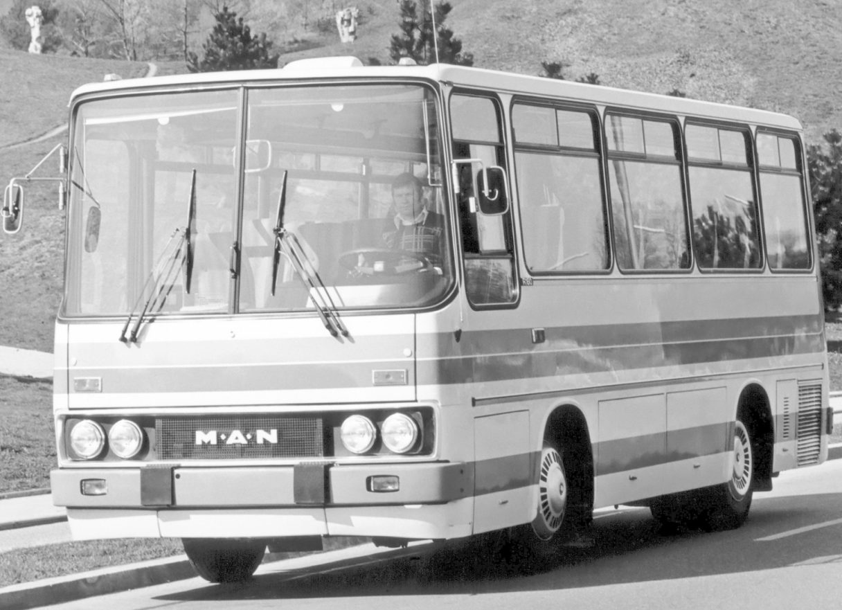 Nejmenší Ikarusy řady 200 | Československý Dopravák